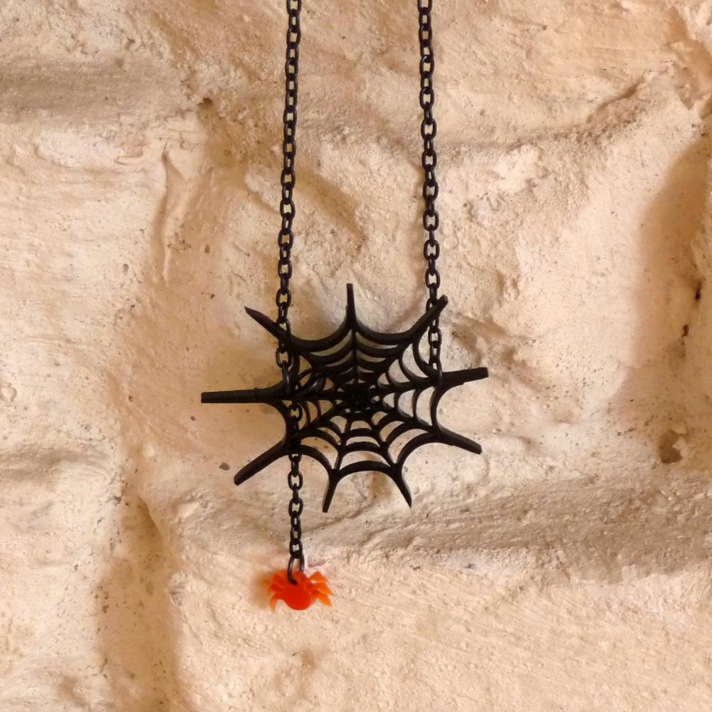 Halloween Jewelry,spider Web Necklace,lasercut Acrylic on Luulla